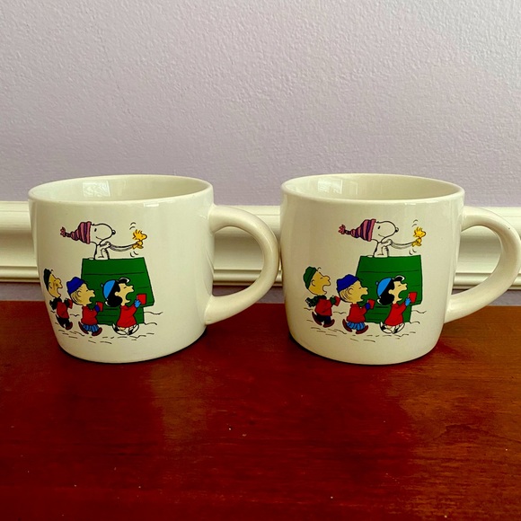 Peanuts | Dining | Vintage Peanuts Worldwide Christmas Mugs 2 | Poshmark